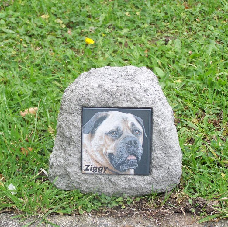 Permanite Pet - Canterbury Monuments